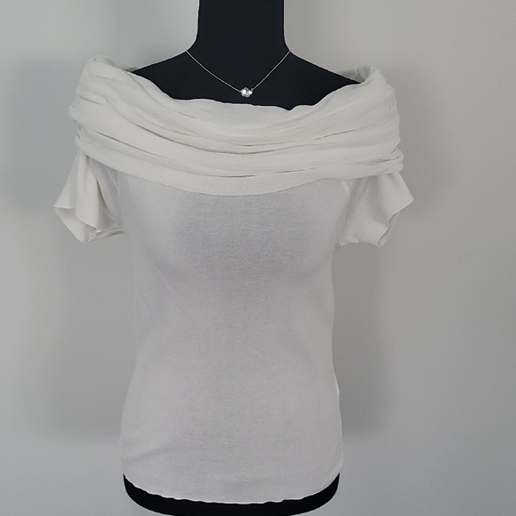 Zara | Tops | Zara Soft White Knit Top | Poshmark
